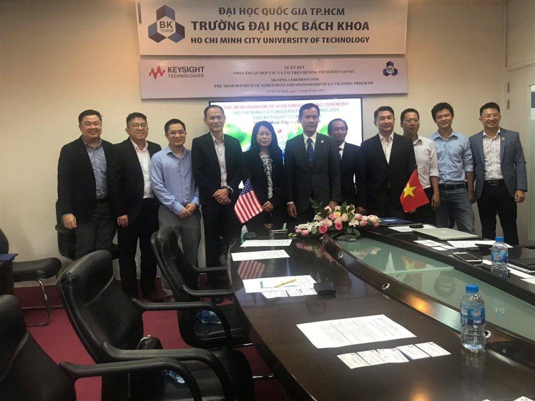 Keysight và ASIC Technologies tài trợ thiết bị kỹ thuật IoT cho Đại học Bách Khoa - ASIC.vn